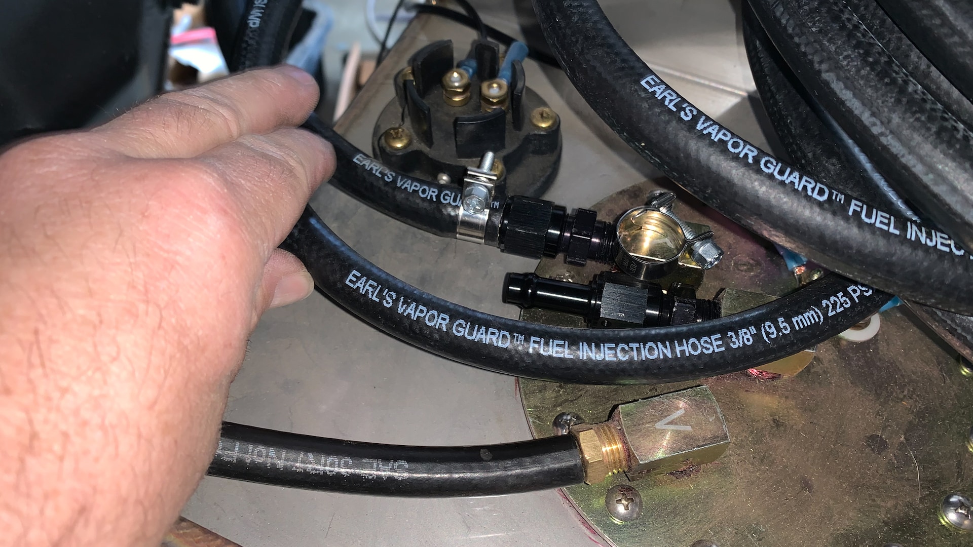 From Tank to Engine: The Anatomy of Car Fuel System Components - Cars ...