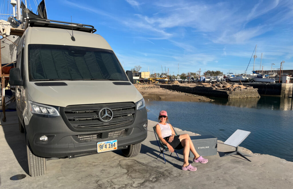 STAYING CONNECTED ON THE GO: TOP PORTABLE INTERNET OPTIONS FOR RVs ...